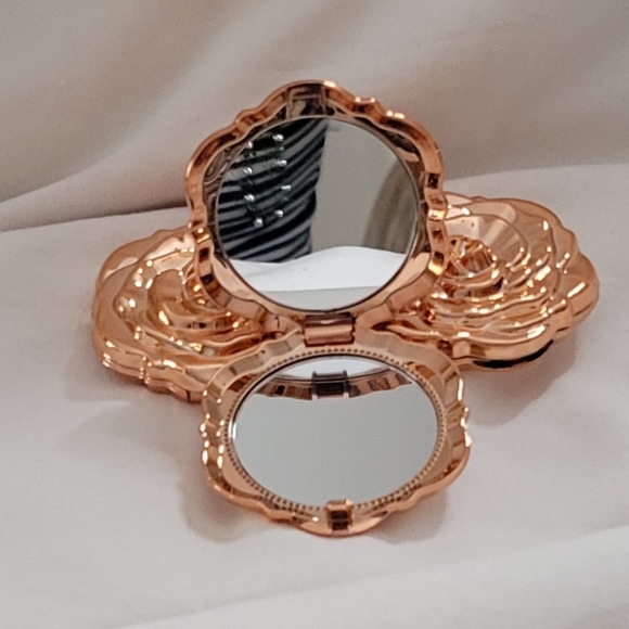 Accessories | Nwt 3 Rose Gold Compact Mirror | Poshmark